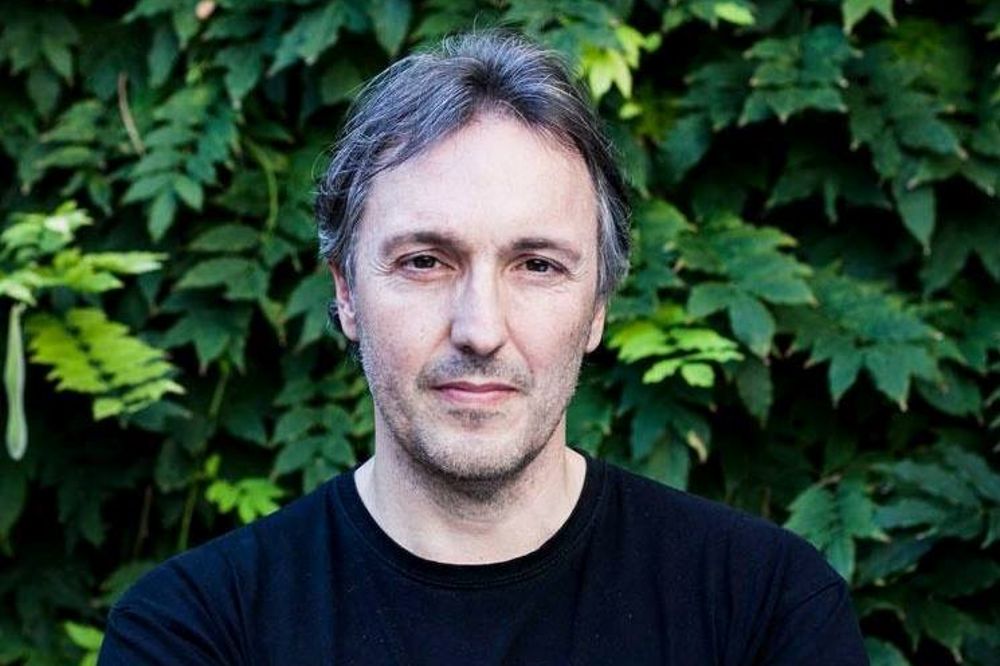 Poemas escogidos: Carlos Zanón – Aire Nuestro